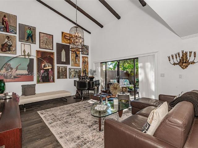3 bedroom luxury Townhouse for sale in Hollywood, Florida