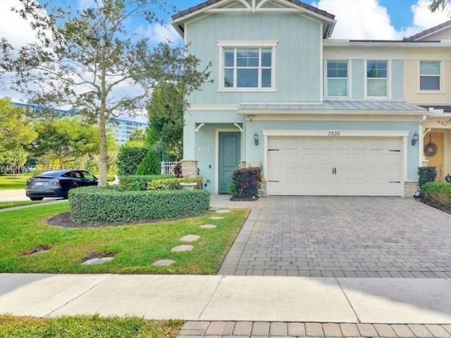 3 bedroom luxury Townhouse for sale in Hollywood, United States