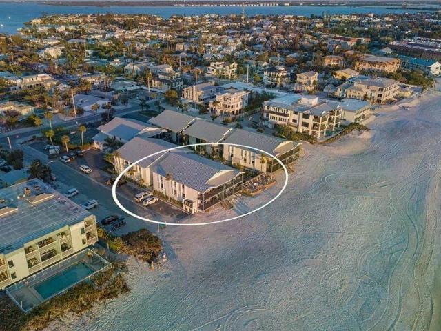 3 bedroom luxury Townhouse for sale in Holmes Beach, Florida