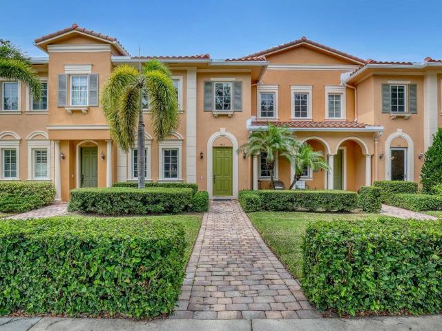 3 bedroom luxury Townhouse for sale in Jupiter, Florida