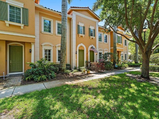3 bedroom luxury Townhouse for sale in Jupiter, Florida