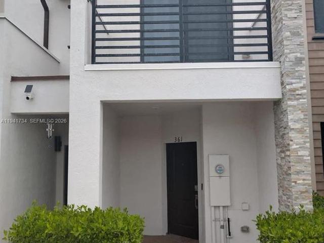 3 bedroom luxury Townhouse for sale in Miami, Florida