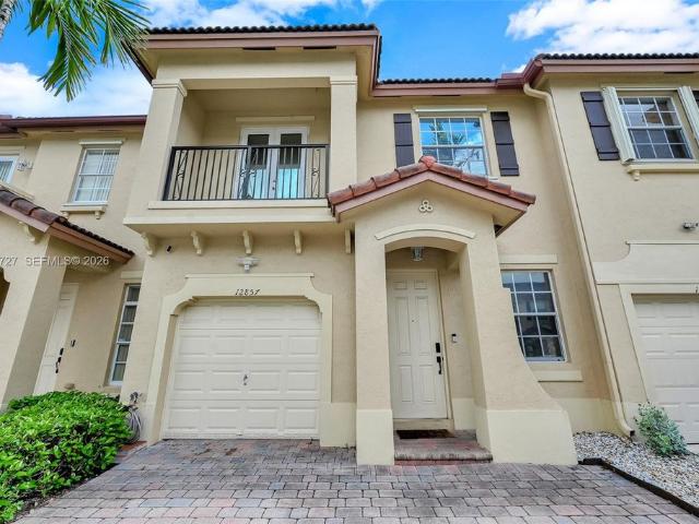 3 bedroom luxury Townhouse for sale in Miami, Florida