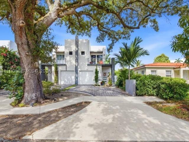 3 bedroom luxury Townhouse for sale in Miami, Florida