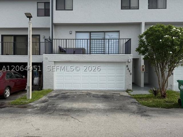 3 bedroom luxury Townhouse for sale in Miami, Florida