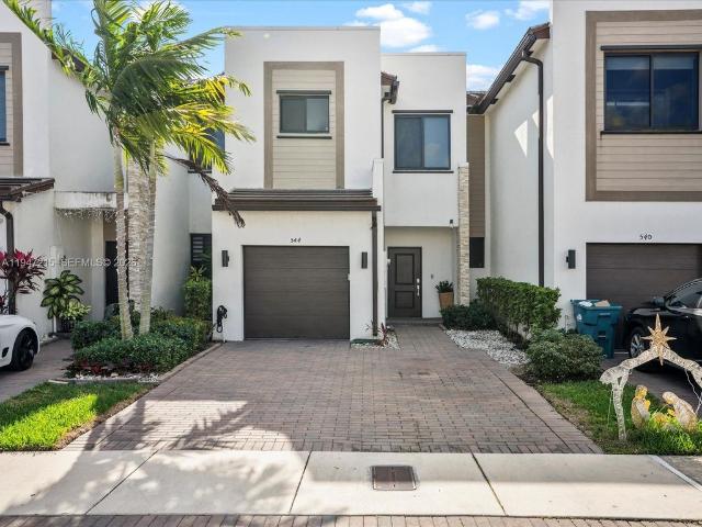 3 bedroom luxury Townhouse for sale in Miami, Florida