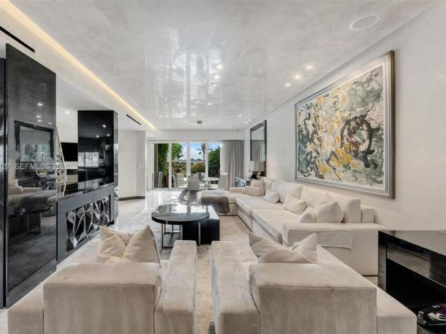 3 bedroom luxury Townhouse for sale in Miami, Florida