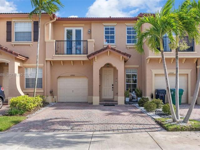 3 bedroom luxury Townhouse for sale in Miami, Florida