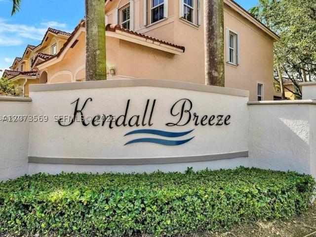 3 bedroom luxury Townhouse for sale in Miami, Florida