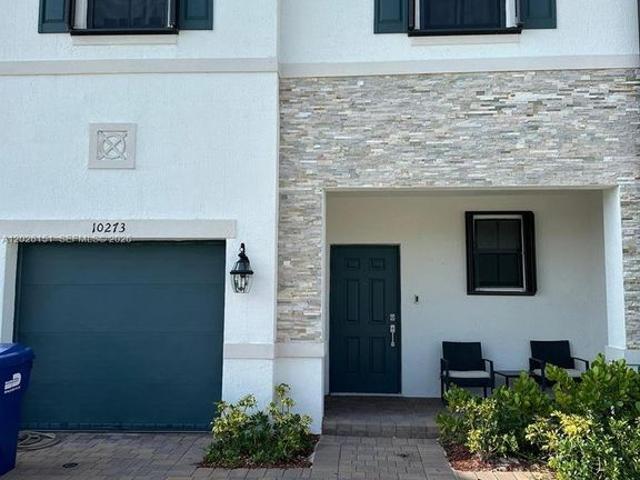 3 bedroom luxury Townhouse for sale in Miami, Florida