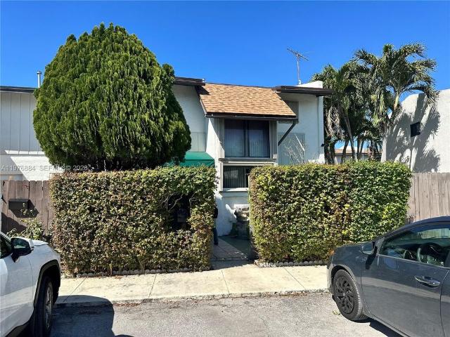 3 bedroom luxury Townhouse for sale in Miami, Florida