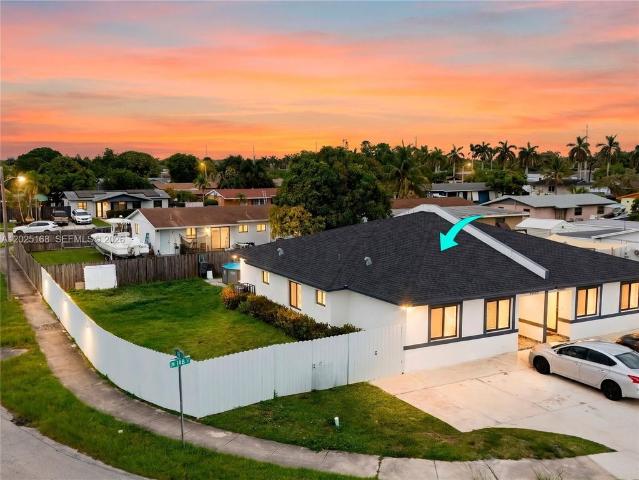 3 bedroom luxury Townhouse for sale in Miami, Florida