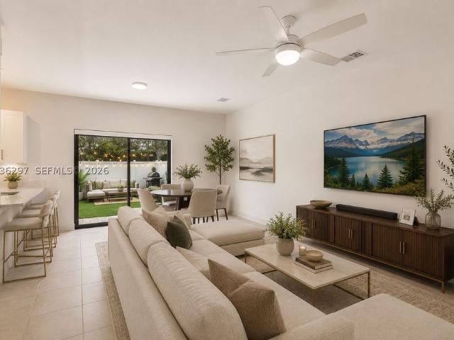 3 bedroom luxury Townhouse for sale in Miami Gardens, Florida