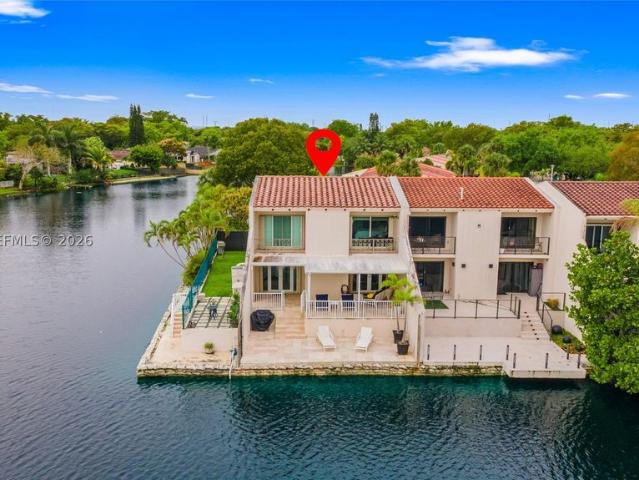 3 bedroom luxury Townhouse for sale in Miami Lakes, Florida