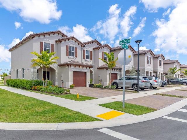 3 bedroom luxury Townhouse for sale in North Miami, United States