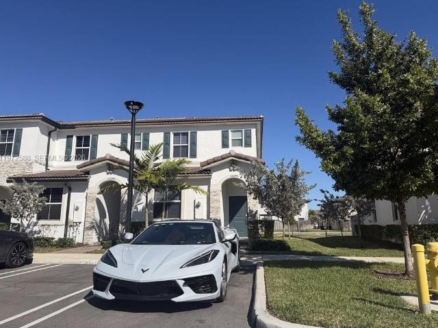 3 bedroom luxury Townhouse for sale in North Miami, United States