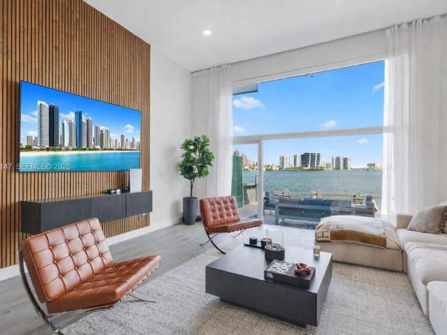 3 bedroom luxury Townhouse for sale in North Miami Beach, United States
