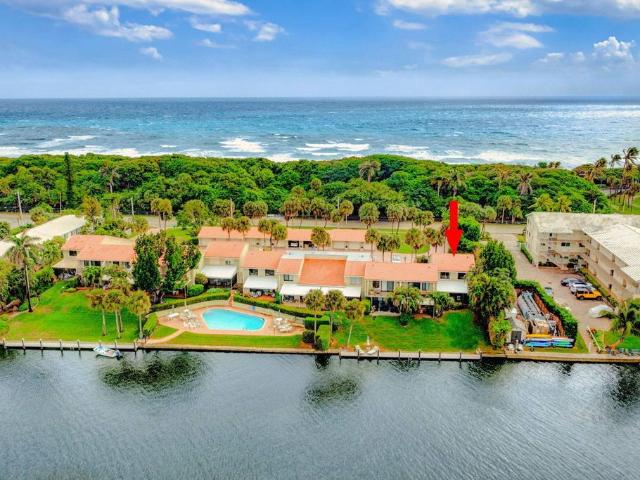 3 bedroom luxury Townhouse for sale in Ocean Ridge, Florida