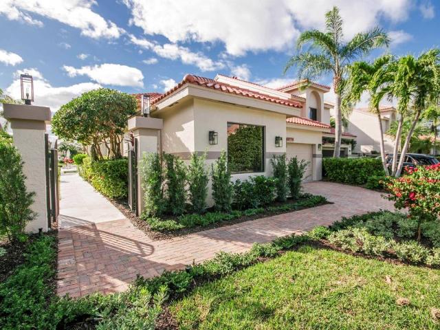 3 bedroom luxury Townhouse for sale in Palm Beach Gardens, Florida