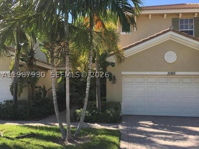 3 bedroom luxury Townhouse for sale in Palm Beach Gardens, Florida