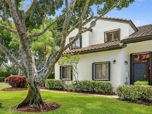 3 bedroom luxury Townhouse for sale in Parkland, Florida