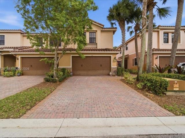 3 bedroom luxury Townhouse for sale in Plantation, Florida