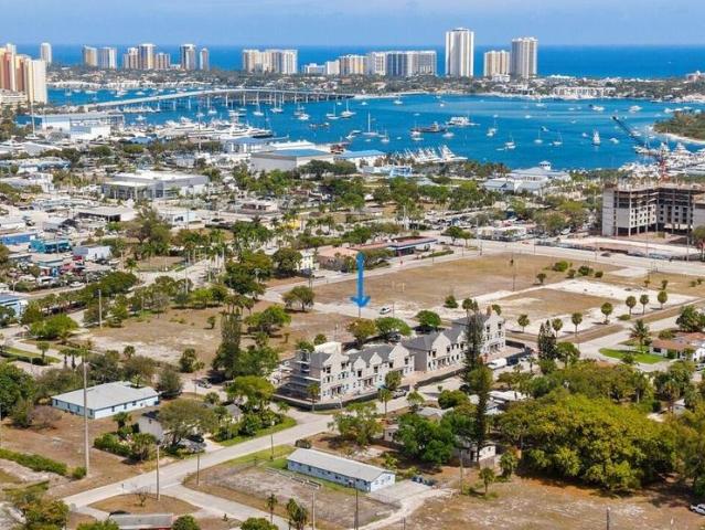 3 bedroom luxury Townhouse for sale in Riviera Beach, United States