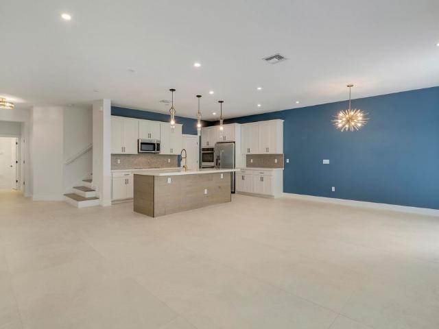3 bedroom luxury Townhouse for sale in Stuart, United States