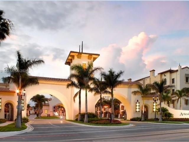 3 bedroom luxury Townhouse for sale in Sunrise, Florida