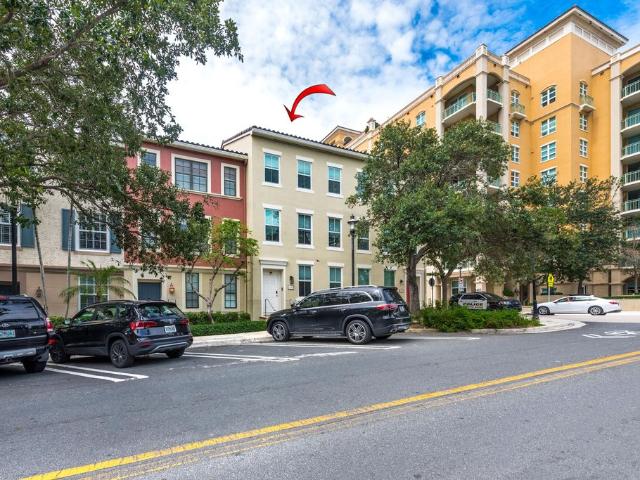 3 bedroom luxury Townhouse for rent in West Palm Beach, Florida