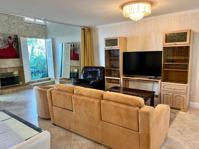 3 bedroom luxury Townhouse for rent in Boca Raton, Florida