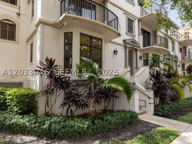 3 bedroom luxury Townhouse for rent in Coral Gables, Florida