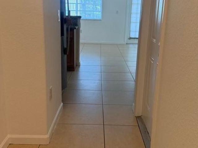 3 bedroom luxury Townhouse for rent in Coral Springs, Florida