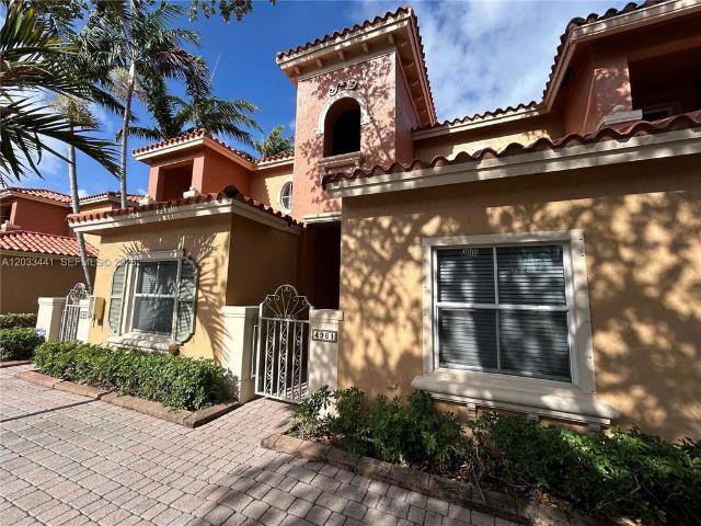 3 bedroom luxury Townhouse for rent in Dania Beach, United States