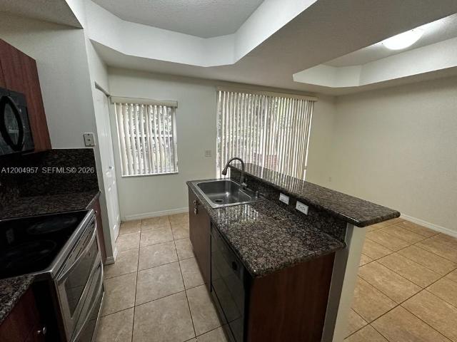 3 bedroom luxury Townhouse for rent in Dania Beach, Florida