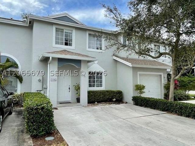 3 bedroom luxury Townhouse for rent in Deerfield Beach, Florida