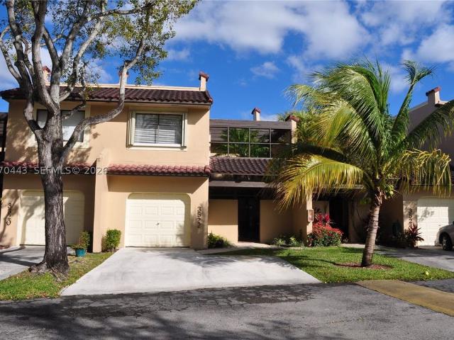 3 bedroom luxury Townhouse for rent in Doral, United States