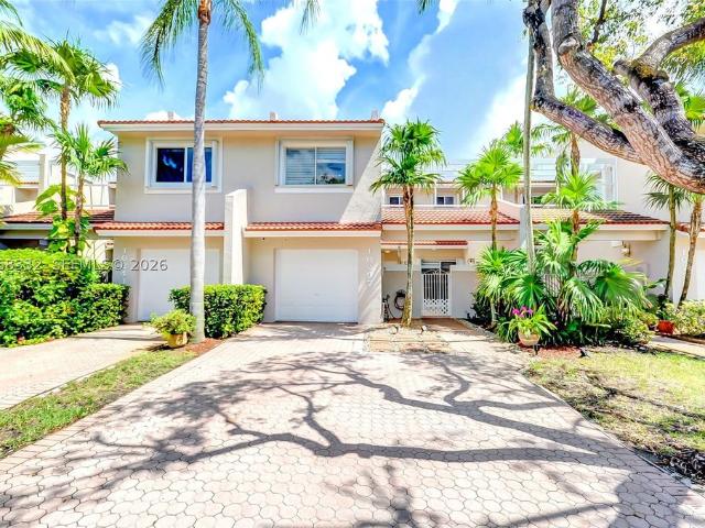 3 bedroom luxury Townhouse for rent in Doral, Florida