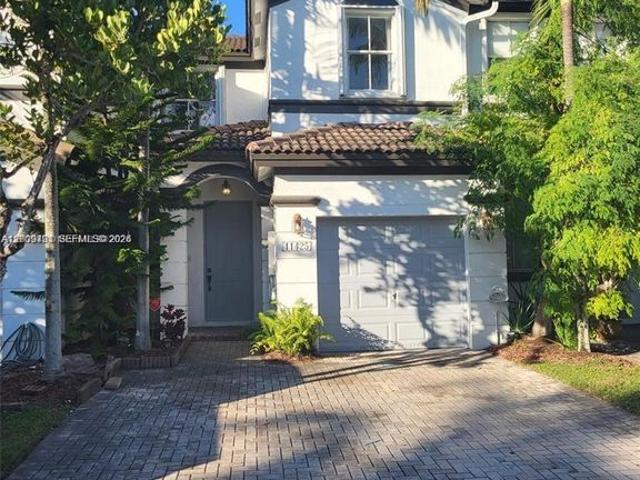 3 bedroom luxury Townhouse for rent in Doral, Florida