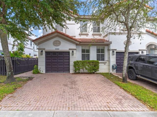 3 bedroom luxury Townhouse for rent in Doral, Florida