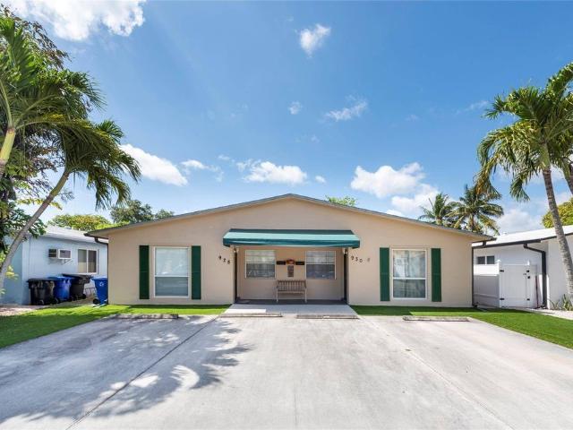Luxury apartment complex for rent in Fort Lauderdale, United States