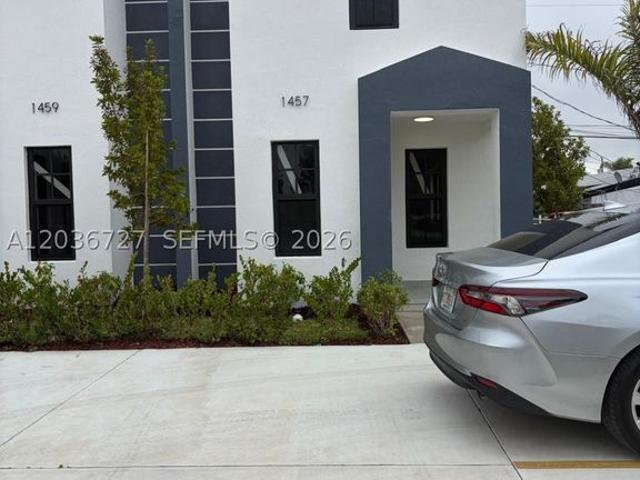 3 bedroom luxury Townhouse for rent in Florida City, Florida