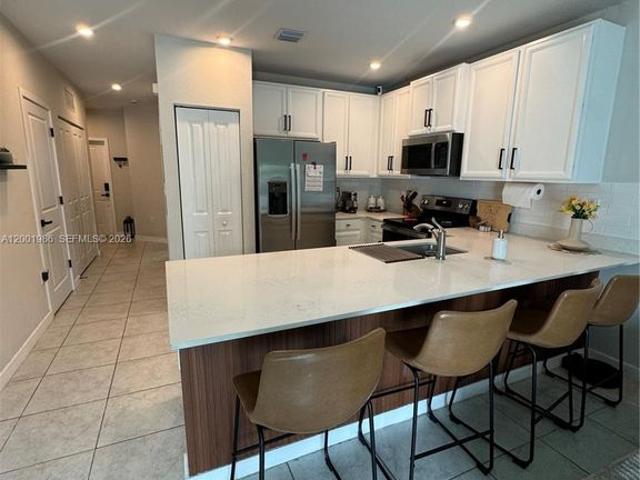 3 bedroom luxury Townhouse for rent in Florida City, United States