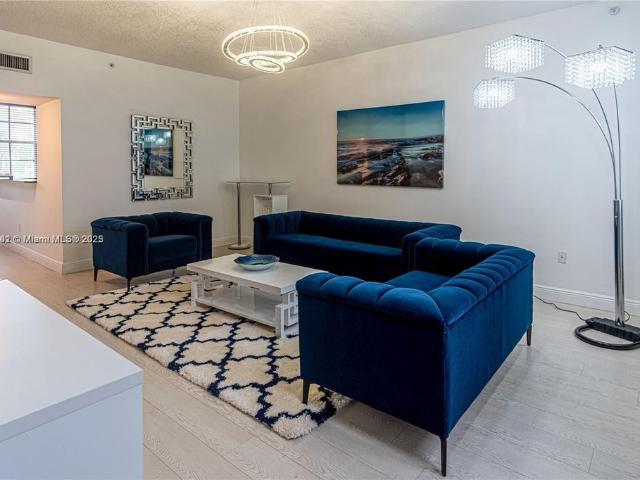 3 bedroom luxury Townhouse for rent in Hallandale, United States