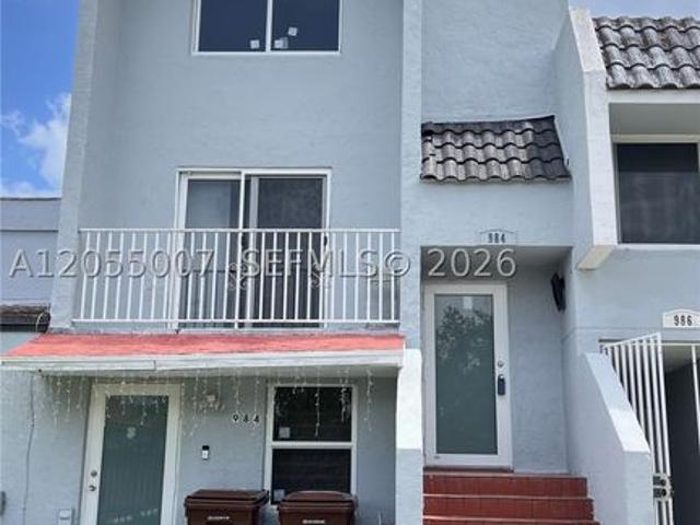 3 bedroom luxury Townhouse for rent in Hialeah, United States
