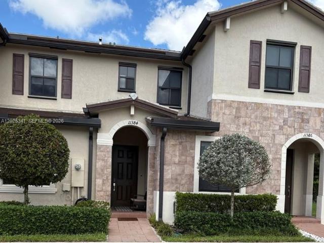 3 bedroom luxury Townhouse for rent in Hialeah, United States