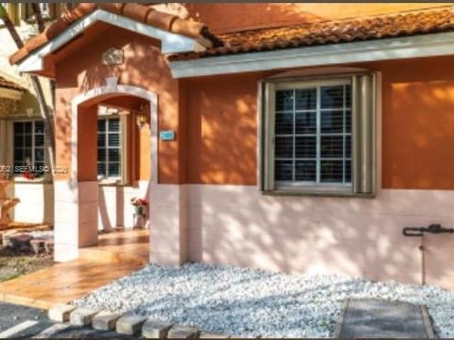 3 bedroom luxury Townhouse for rent in Hialeah, United States