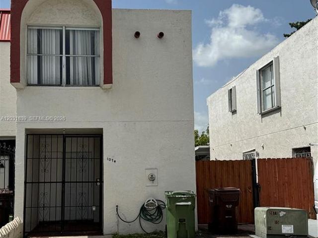 3 bedroom luxury Townhouse for rent in Hialeah, United States