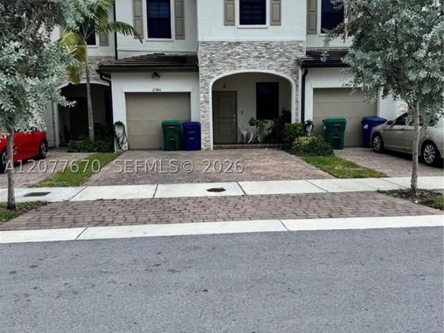 3 bedroom luxury Townhouse for rent in Homestead, Florida