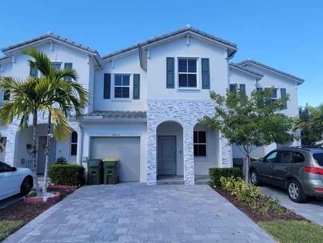 3 bedroom luxury Townhouse for rent in Homestead, Florida